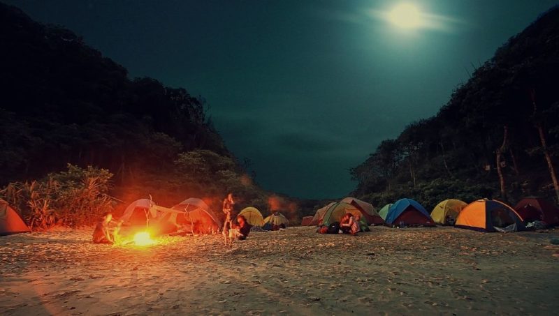 Best Thing To Sleep On while Camping | Tips For A Good Night's Sleep ...