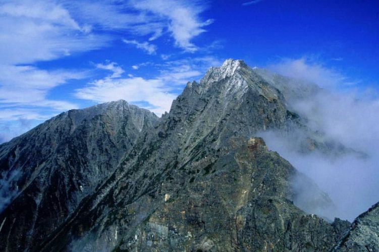 7 Best Hiking Trails in Japan - The Travel Blogs