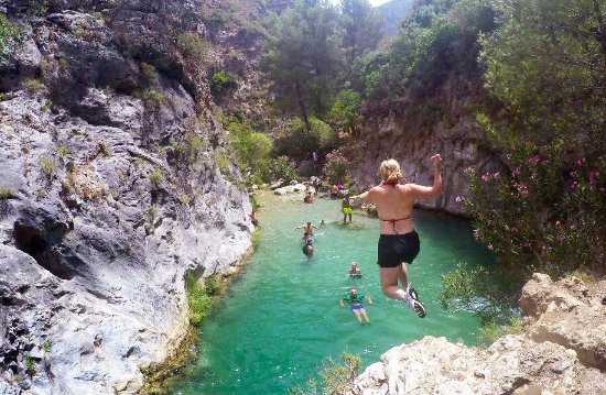 Best Guided Day Trips From Granada - The Travel Blogs